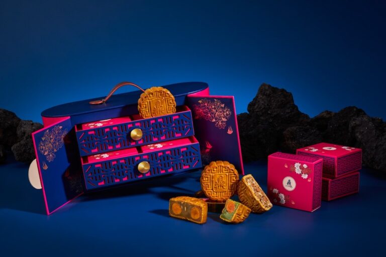 12 Best Mooncakes To Order This Mid-Autumn Festival 2023 | Eatbook.sg