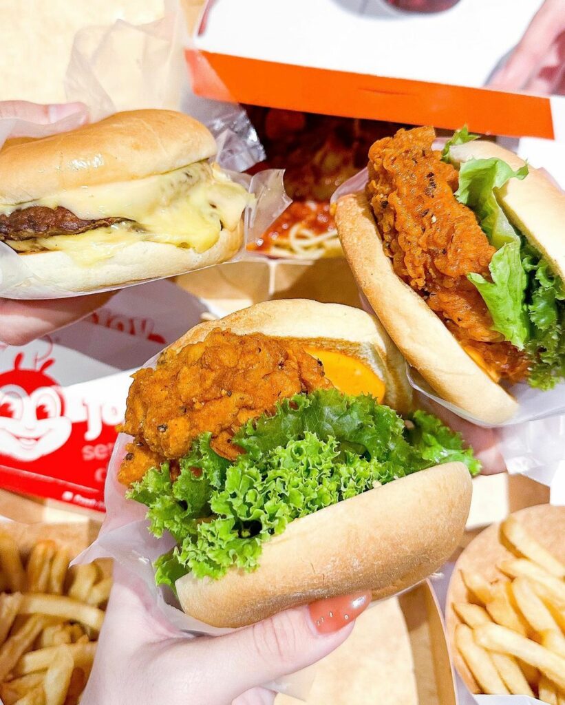 Jollibee Opens New Drive-Thru In Jurong West | Eatbook.sg