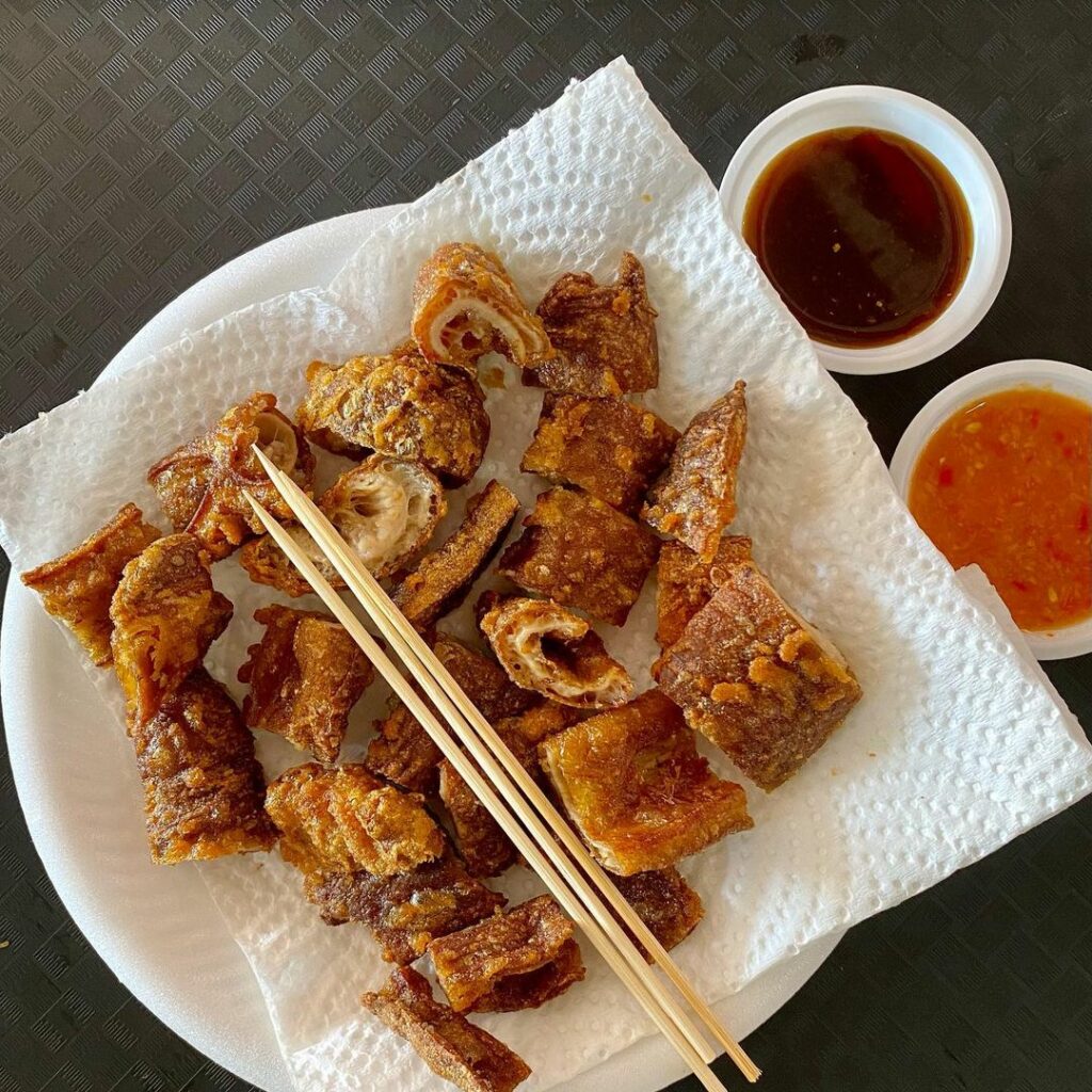 New Eastern Kim Tee: Deep-Fried Intestines At Old Airport | Eatbook.sg