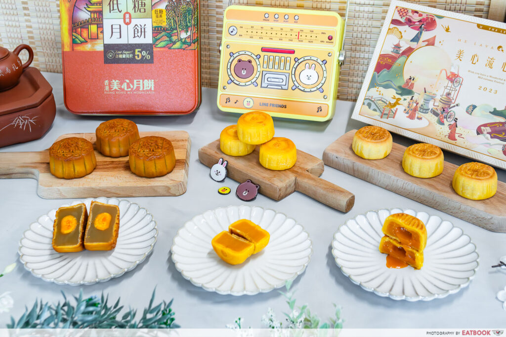 Hong Kong MX: Award-Winning Lava Custard Mooncakes From HK Now In ...