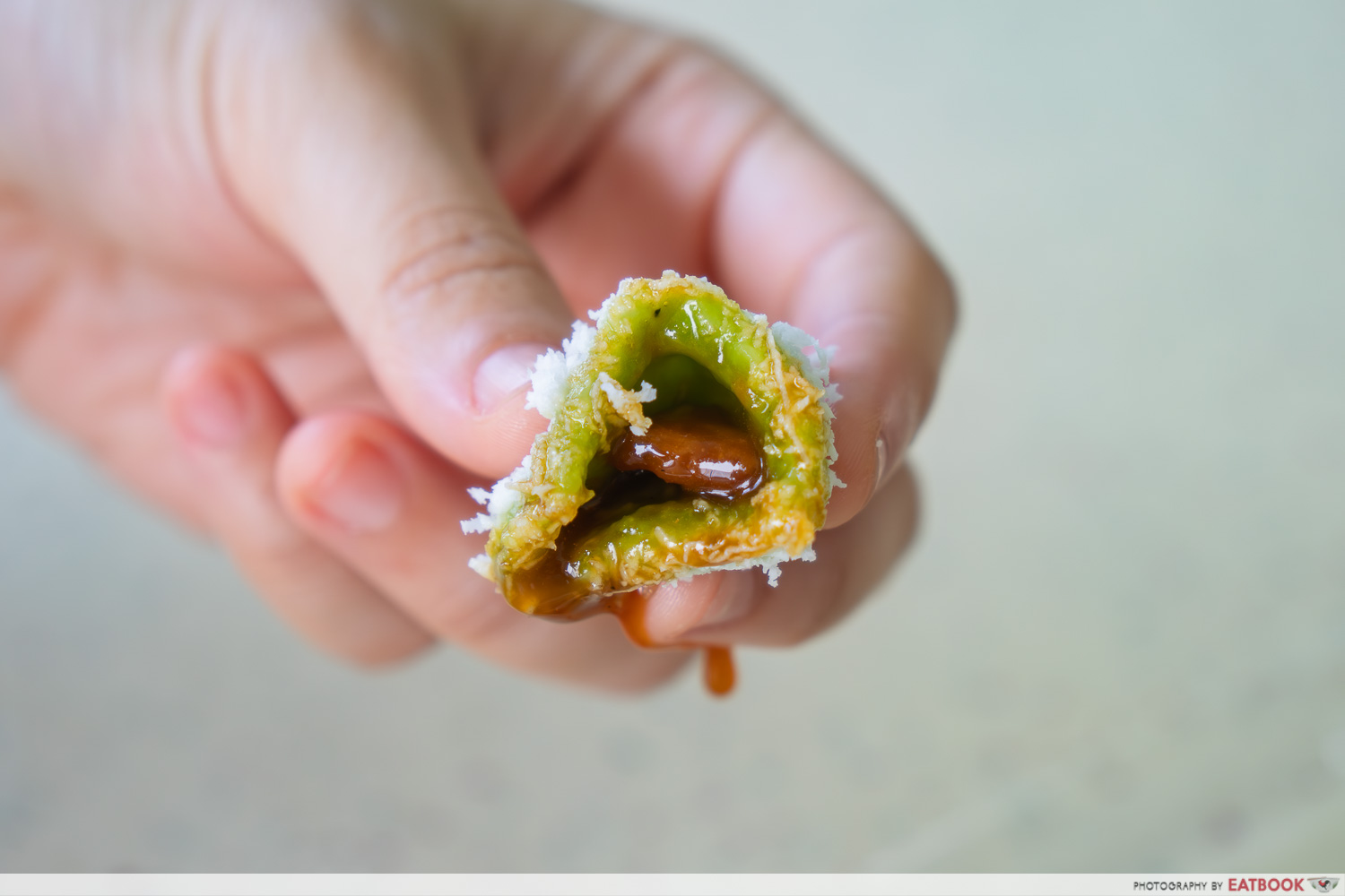 7 Best Ondeh Ondeh In Singapore Ranked | Eatbook.sg