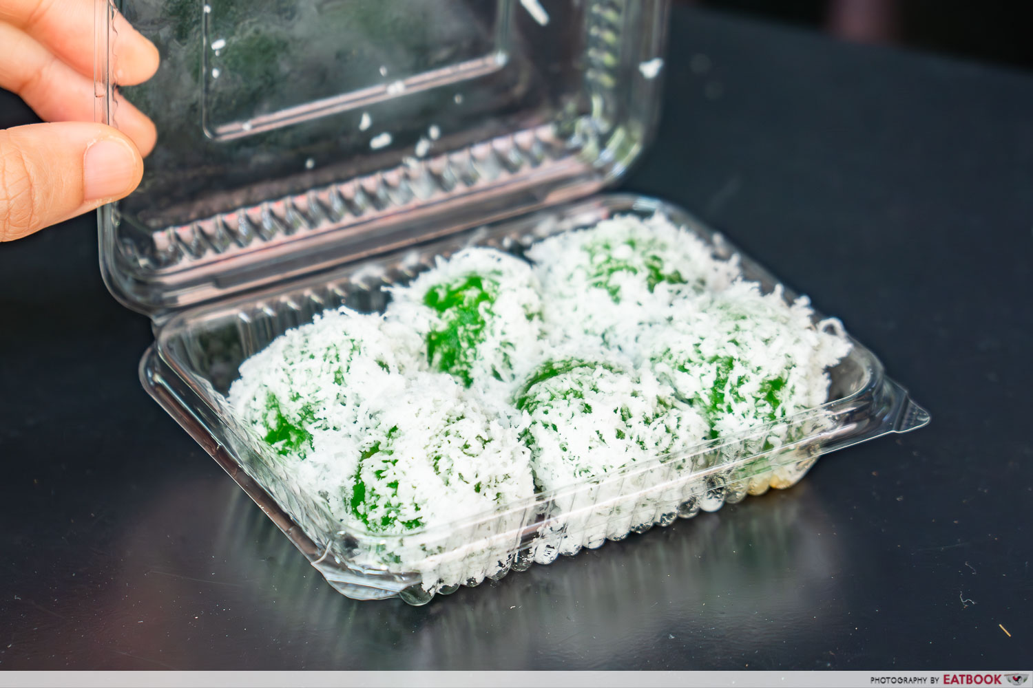 Lina Confectionery: Famous Kueh In Bukit Merah | Eatbook.sg