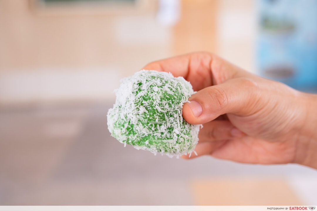 7 Best Ondeh Ondeh In Singapore Ranked | Eatbook.sg