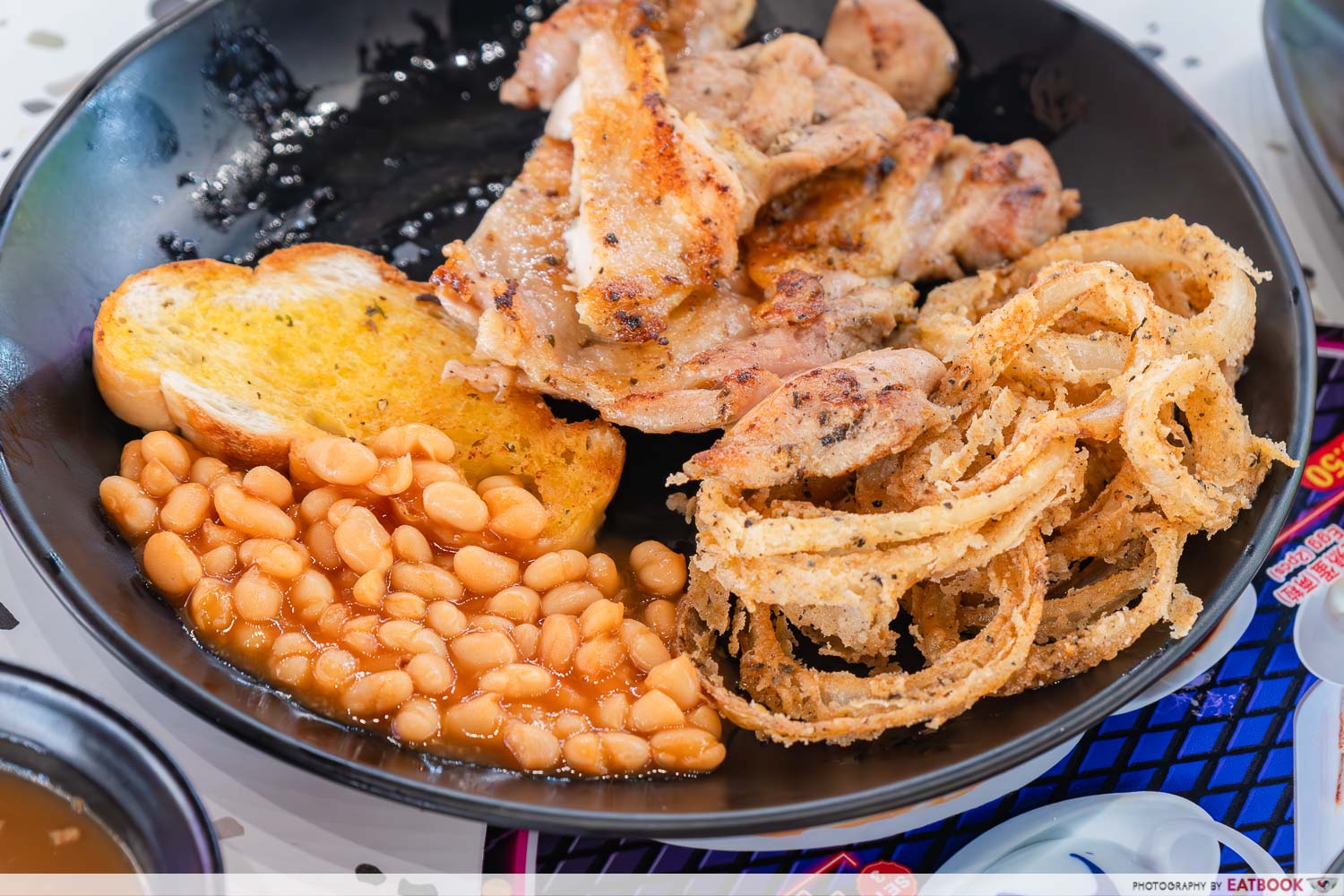Three Little Chicks: XL Chicken Cutlet In Ang Mo Kio | Eatbook.sg