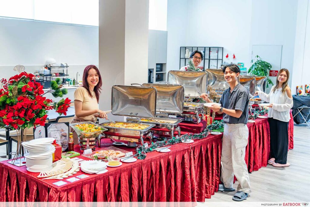 Stamford Catering Has X'mas Buffet Deliveries That Can Feed Over 100 ...