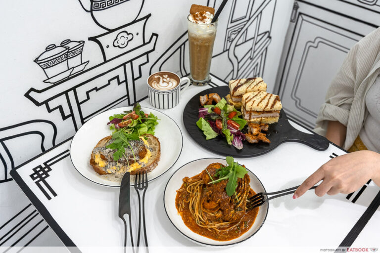 Cafe Monochrome: 2D Cafe In Chinatown With All-Day Breakfast | Eatbook.sg