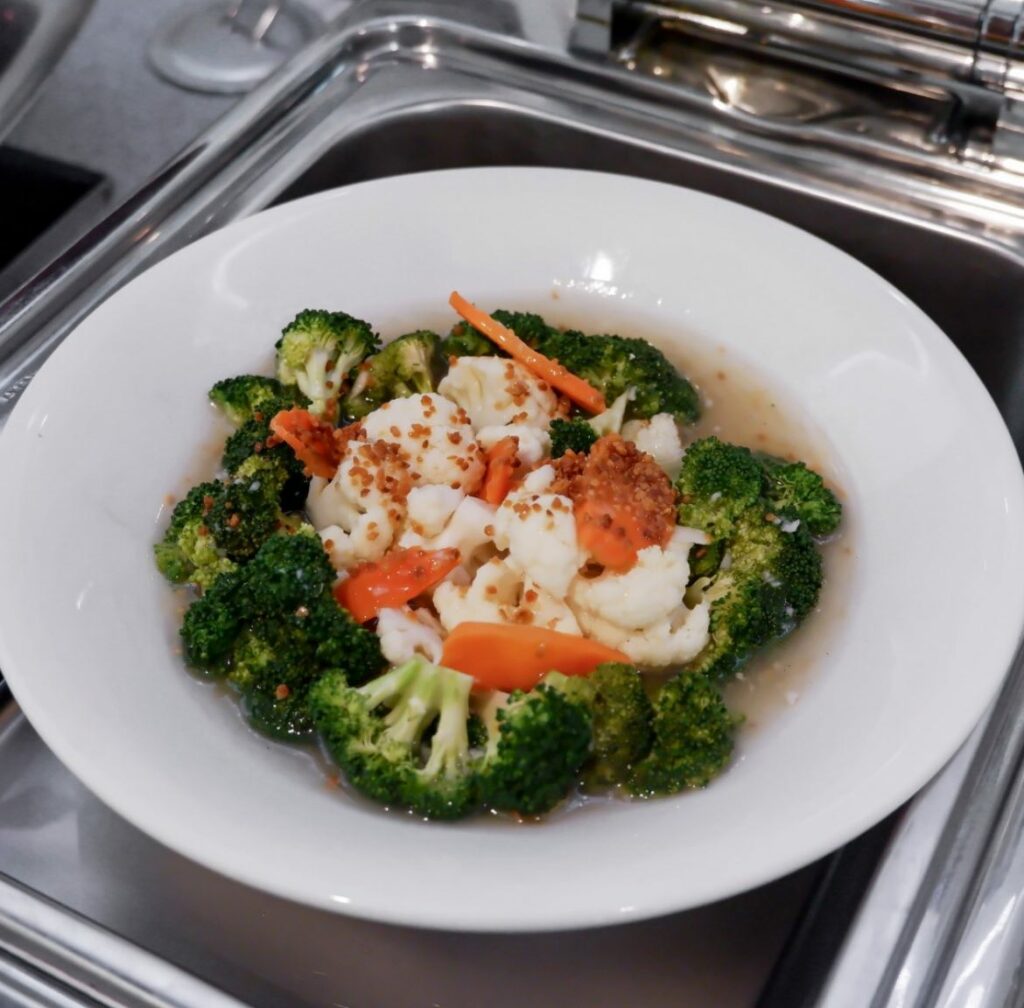 Cosmo Dining: Hotel Buffet In Changi For $29.90++ | Eatbook.sg