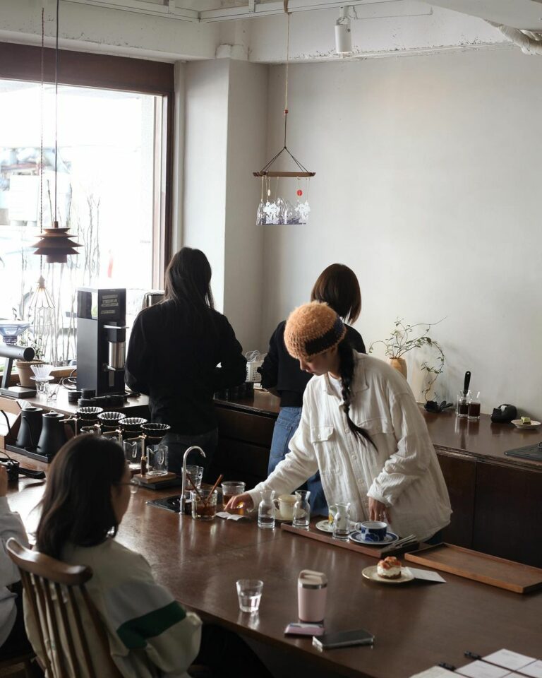 10 Best Cafes In Hongdae Seoul | Eatbook.sg