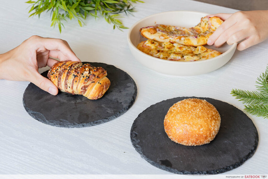 Dozo House: CBD Bakery With Chicken Curry Doughnut And More | Eatbook.sg