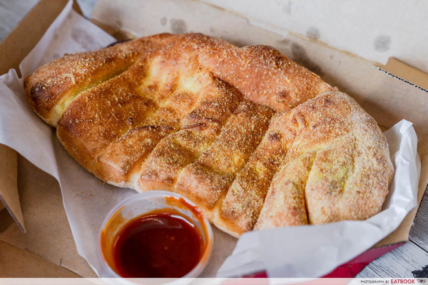 Domino’s Has New Cheese Volcano Pizza | Eatbook.sg