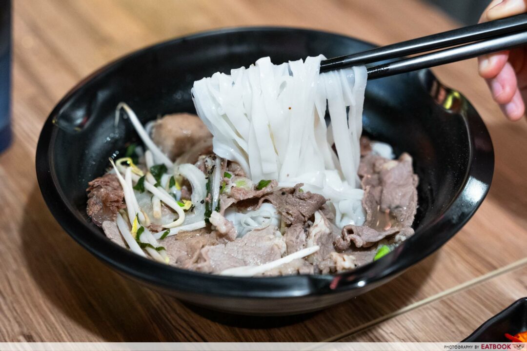 Signs A Taste Of Vietnam Pho Review: Legit Vietnamese Restaurant In ...