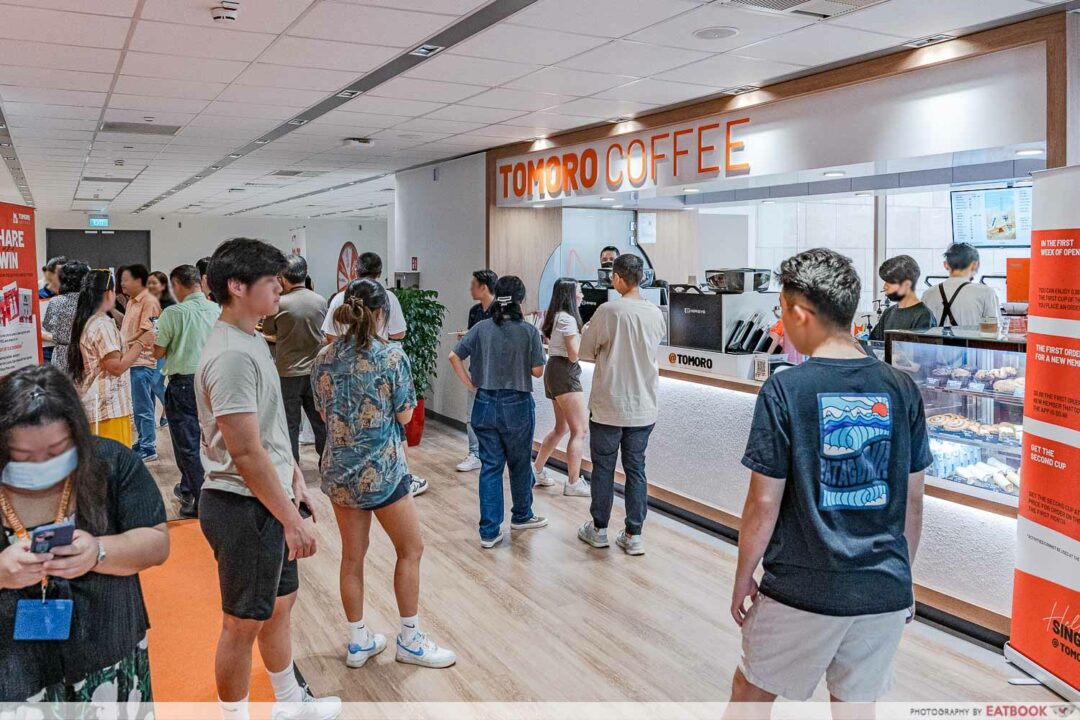 Tomoro Coffee: Popular Indonesian Coffee Chain Opens In NUS | Eatbook.sg