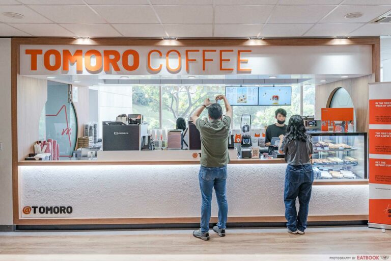 Tomoro Coffee: Popular Indonesian Coffee Chain Opens In NUS | Eatbook.sg