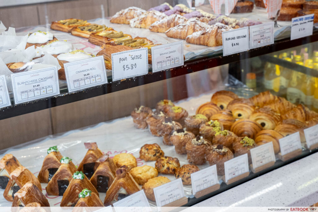 La Levain Has New Crispy Smashed Croissants | Eatbook.sg