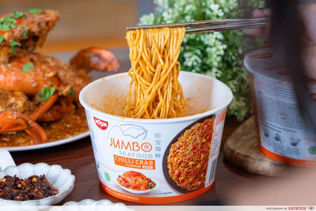NISSIN X JUMBO Seafood Has New Chilli Crab Instant Noodles | Eatbook.sg