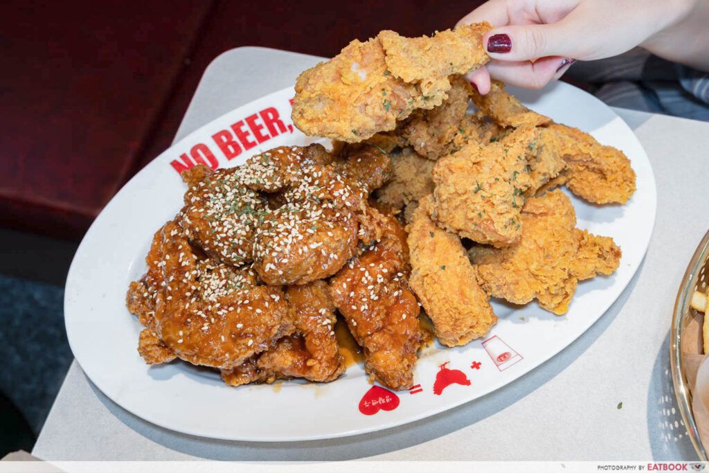 Daily Beer: Famous Korean Fried Chicken Chain Opens In CBD | Eatbook.sg