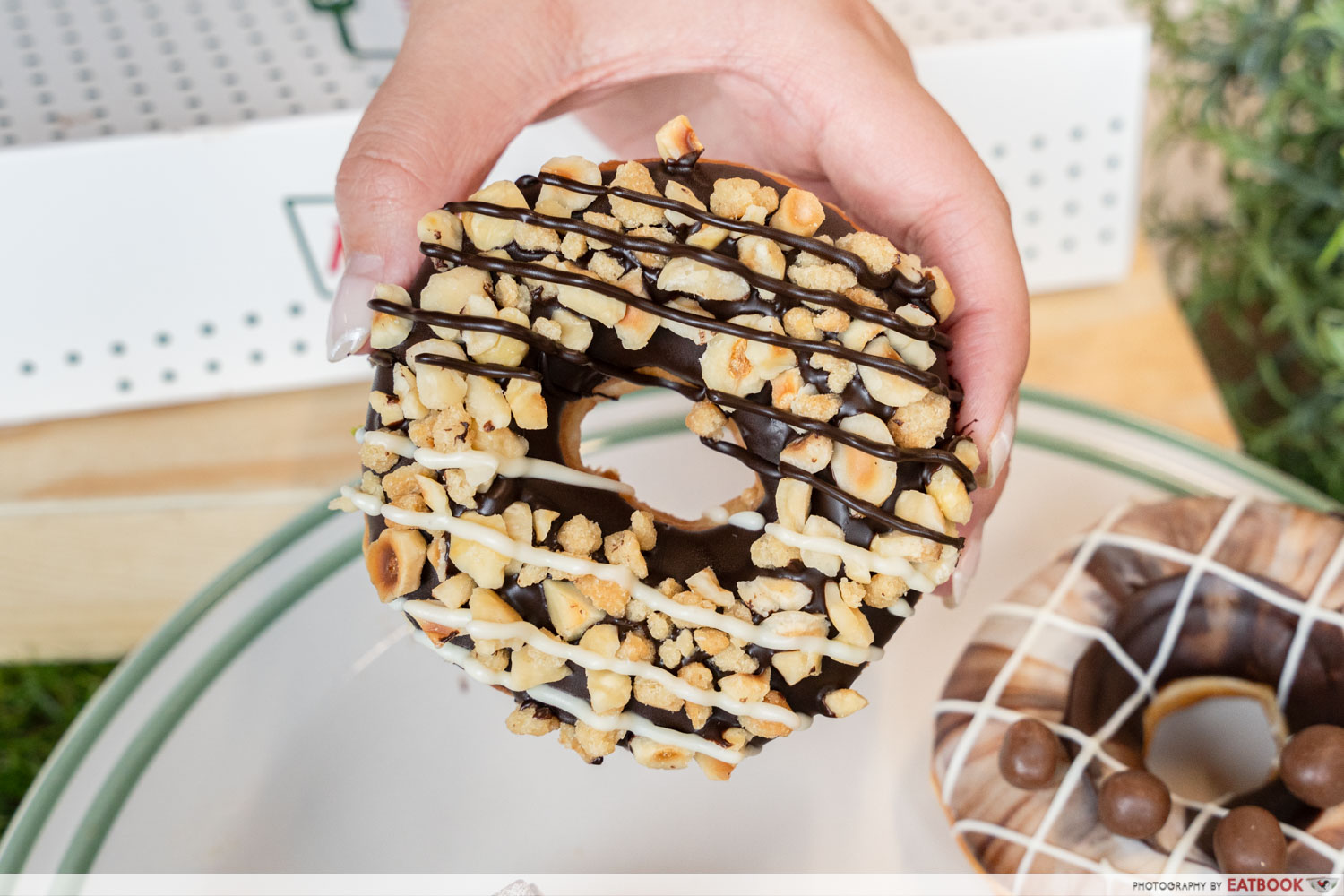 Krispy Kreme Has KitKat Doughnuts Till 30 April 2024 | Eatbook.sg