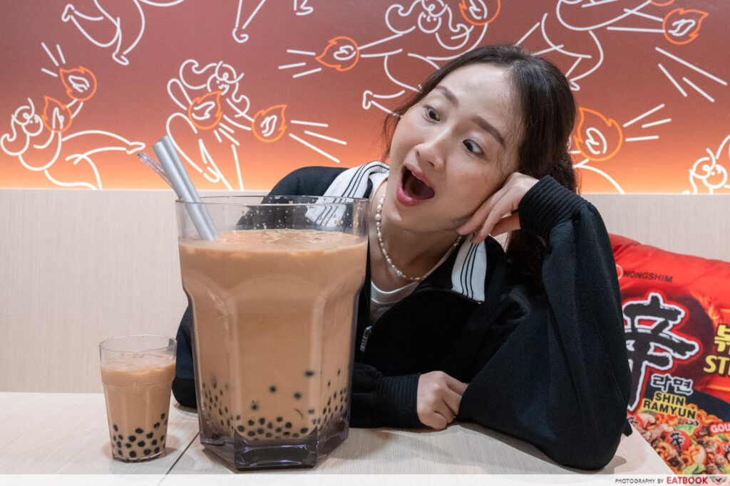 Wong Fu Fu Has XXL Milk Tea With 1KG Of Pearls | Eatbook.sg