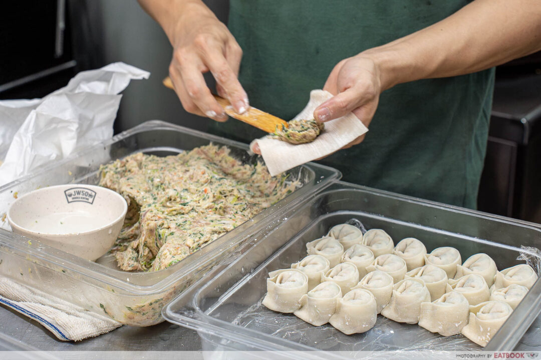 Xiang Yu Pan Fried Bun Review: Handmade Sheng Jian Bao In Jurong ...