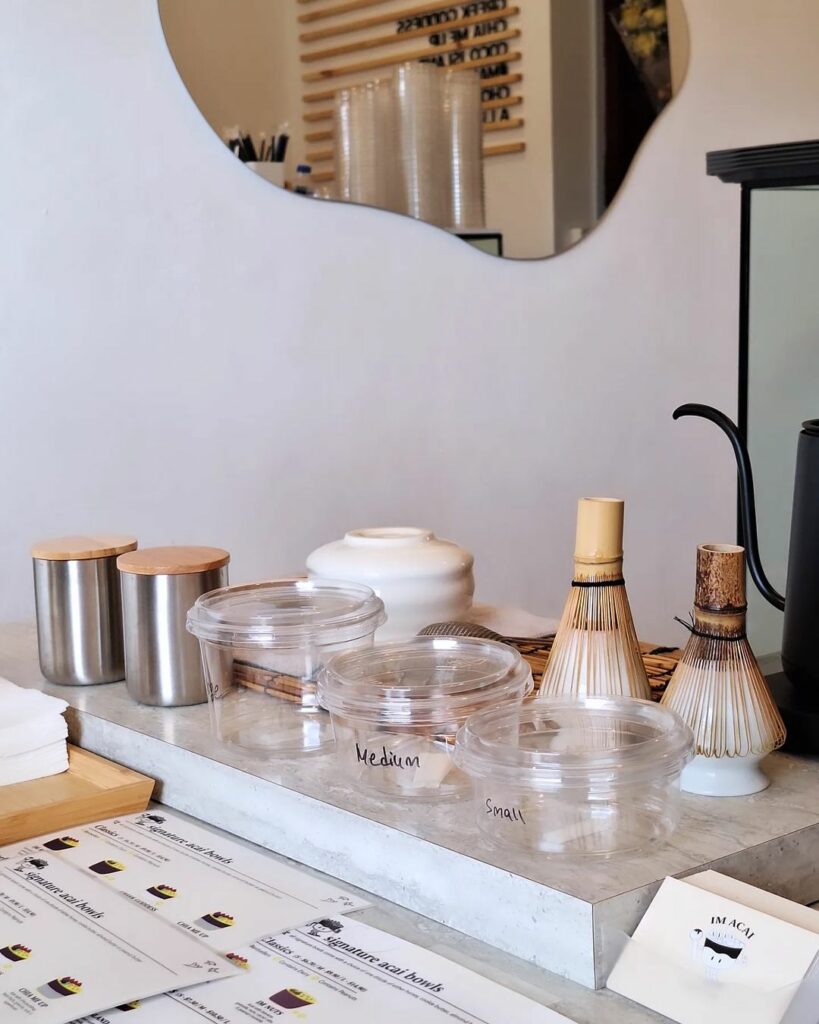 Im Acai: New Minimalist Cafe In Clementi With Acai Bowls | Eatbook.sg