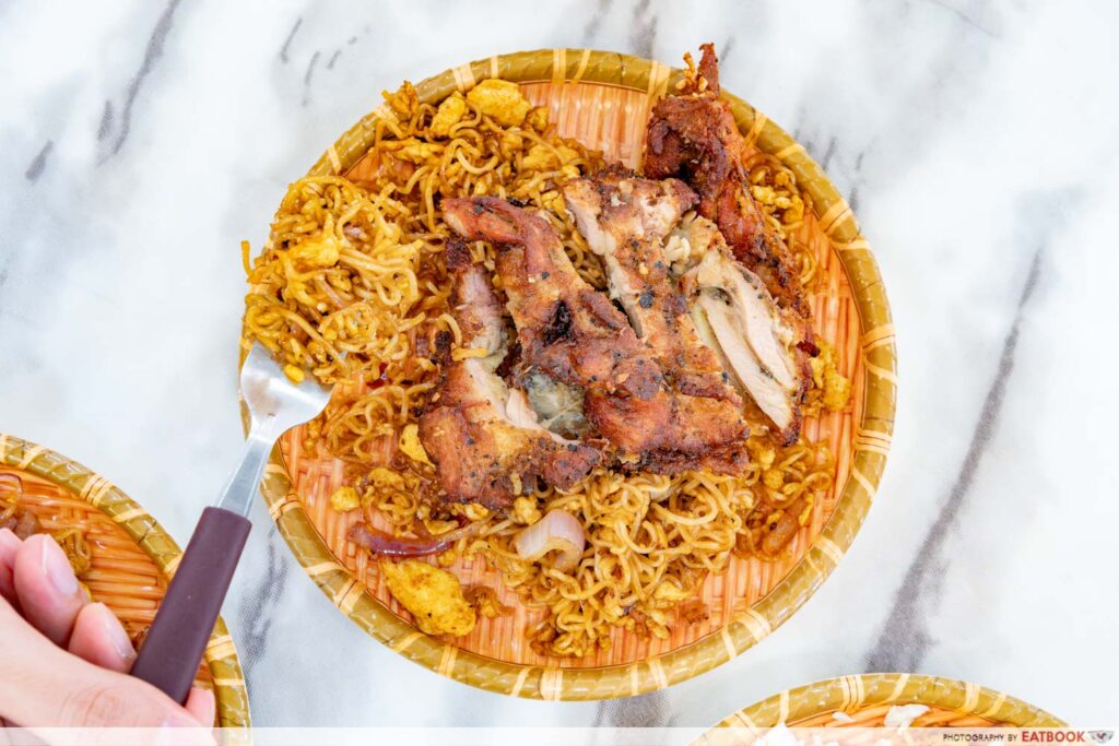 Curly King: DTF-Style Fried Instant Noodles In Boon Keng | Eatbook.sg