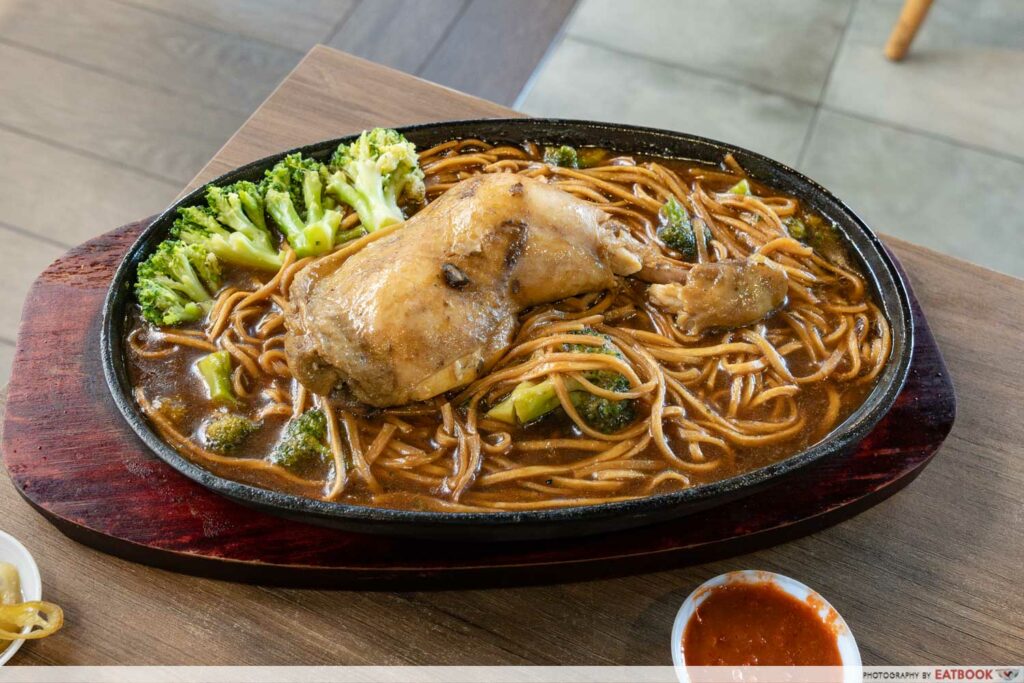 The Rong Guang Kitchen: Hotplate Dishes Under $10 In Hougang | Eatbook.sg