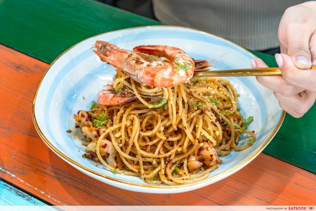 7 Esplanade Food Spots With 1-For-1 Lunch Deals | Eatbook.sg