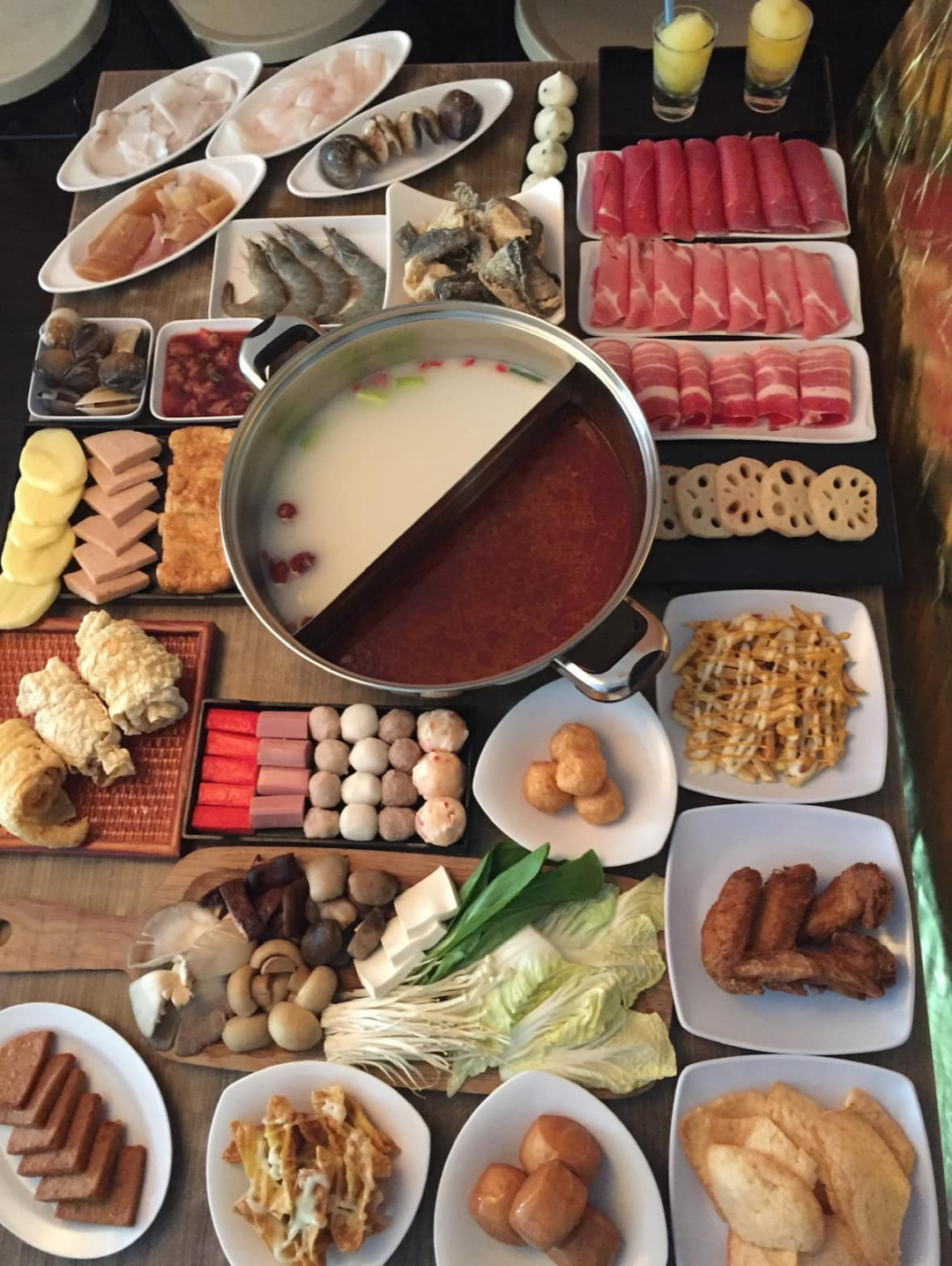 Le Le Pot: $29.80++ Hotpot Buffet In Tiong Bahru | Eatbook.sg