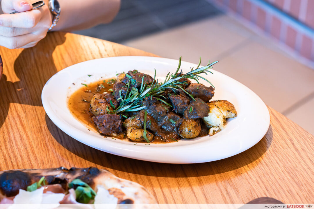 Casa Vostra Review: Popular Italian Restaurant At Raffles City | Eatbook.sg