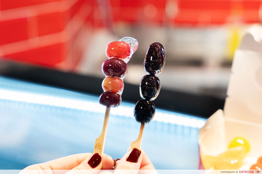 Kang Ji Sugar Coated Fruits: Tanghulu Kiosk In Somerset | Eatbook.sg