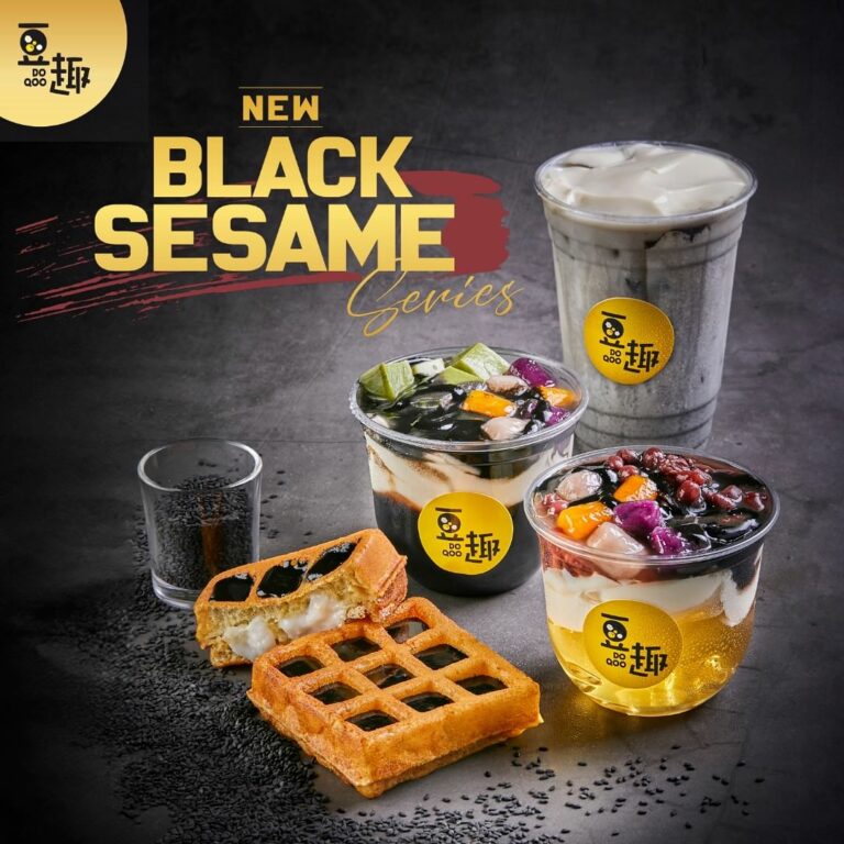 Do Qoo Has New Black Sesame Mochi Waffles | Eatbook.sg