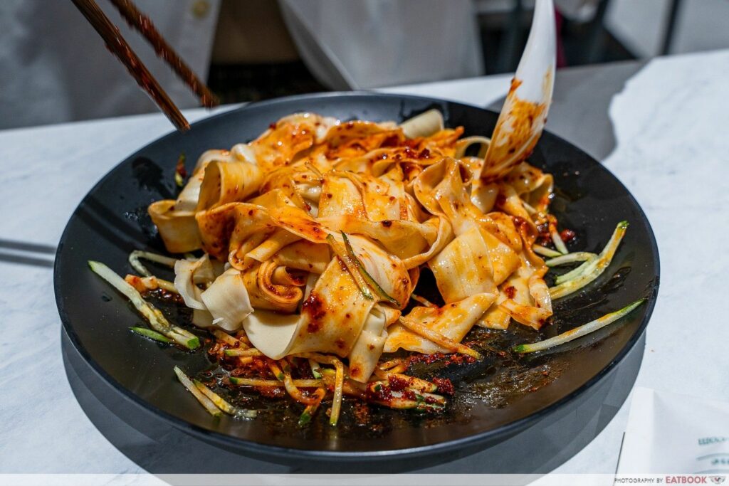 MEET Noodles Review: Clementi $6 Lanzhou La Mian | Eatbook.sg