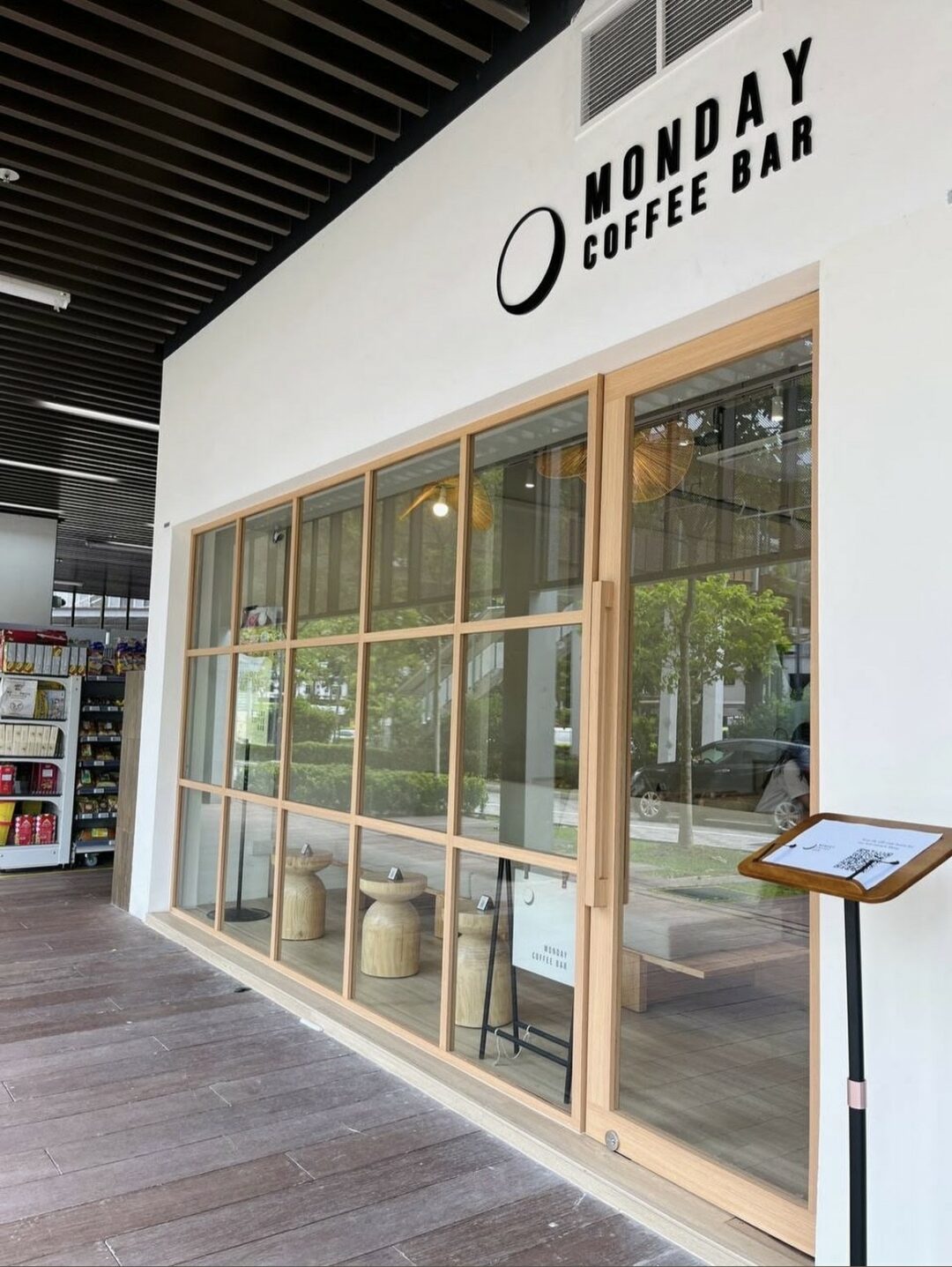 Monday Coffee Bar: New Cafe Under Clementi HDB | Eatbook.sg