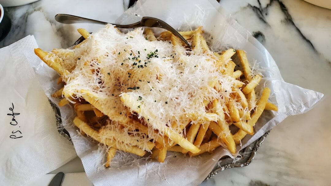 PS.Cafe Has Free Unlimited Truffle Fries At One Fullerton | Eatbook.sg