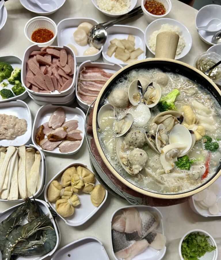 10 Best Charcoal Claypot Hotpot In Singapore | Eatbook.sg