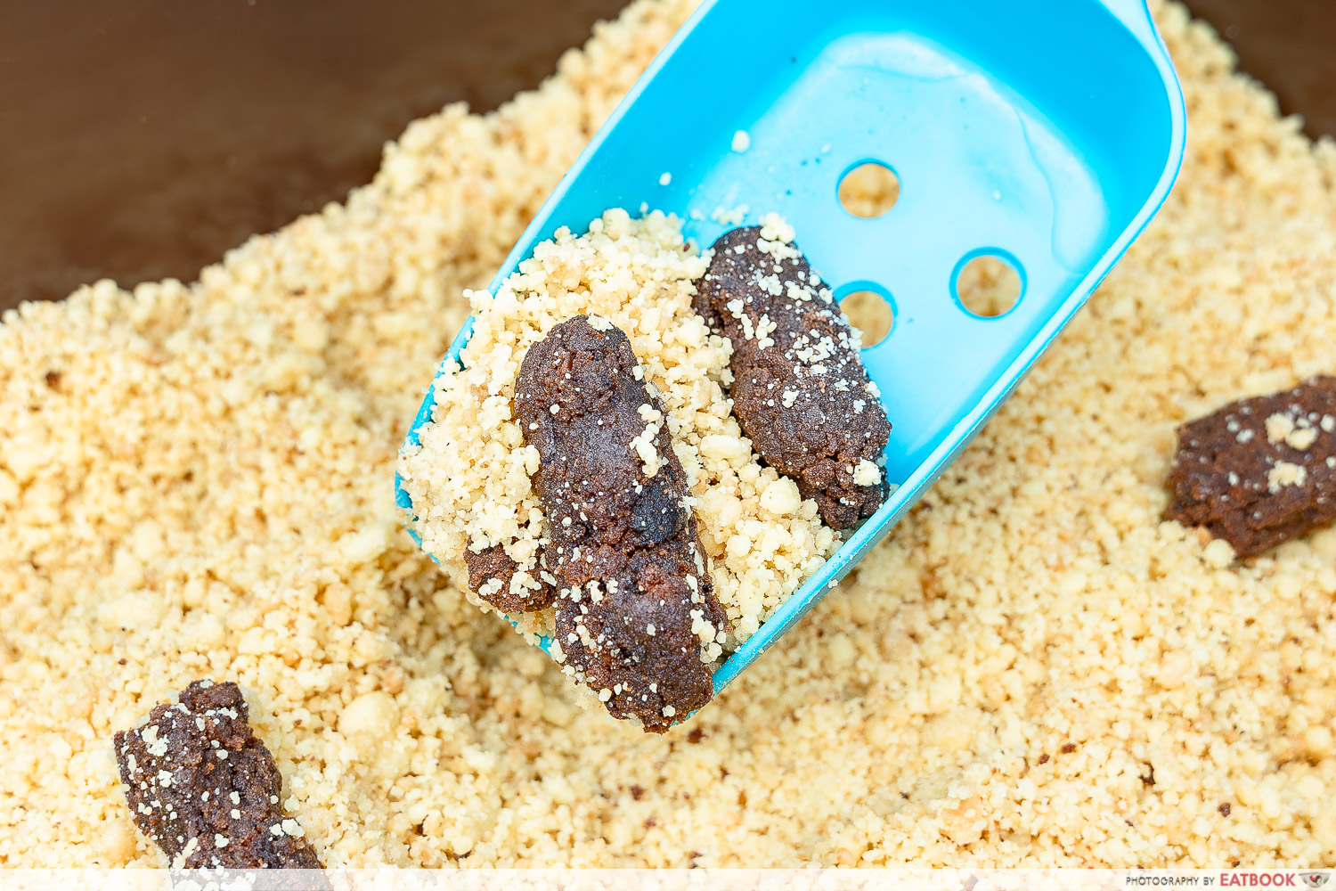 Kantin Has "Cat Poop" Dessert At Jewel Changi | Eatbook.sg