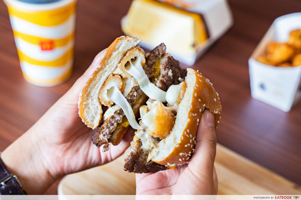 McDonald's Has New Cheesy Truffle Beef Deluxe Burger | Eatbook.sg