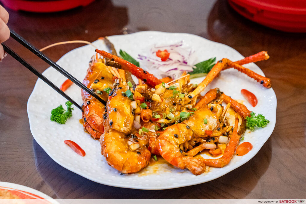 Yu Cun Curry Fish Head Review: Famous Zi Char Restaurant In Bugis ...