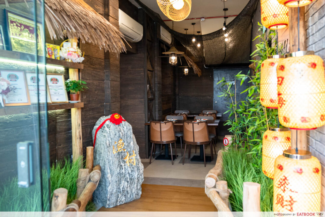 Yu Cun Curry Fish Head Review: Famous Zi Char Restaurant In Bugis ...