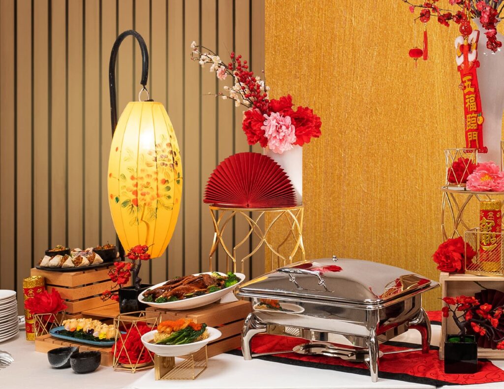 8 Reunion Dinner And Chinese New Year Takeaways For 205 | Eatbook.sg