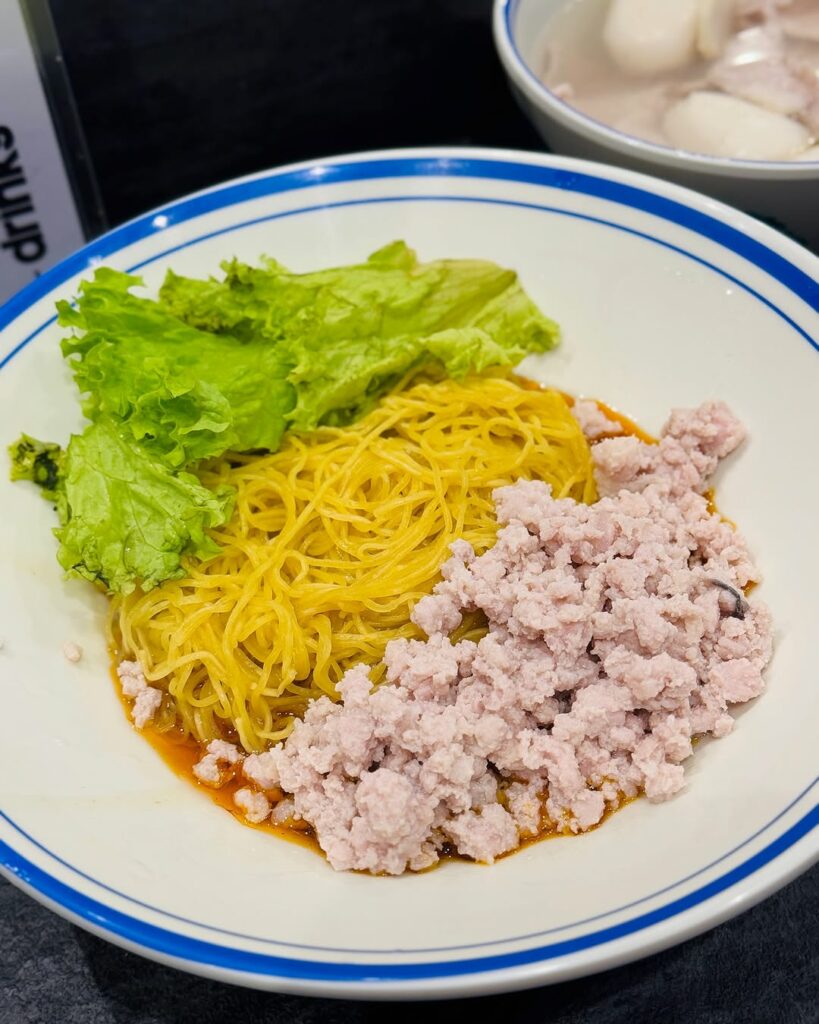 Orchard Bak Chor Mee: Popular Supper Spot That Opens Till 5:30AM ...