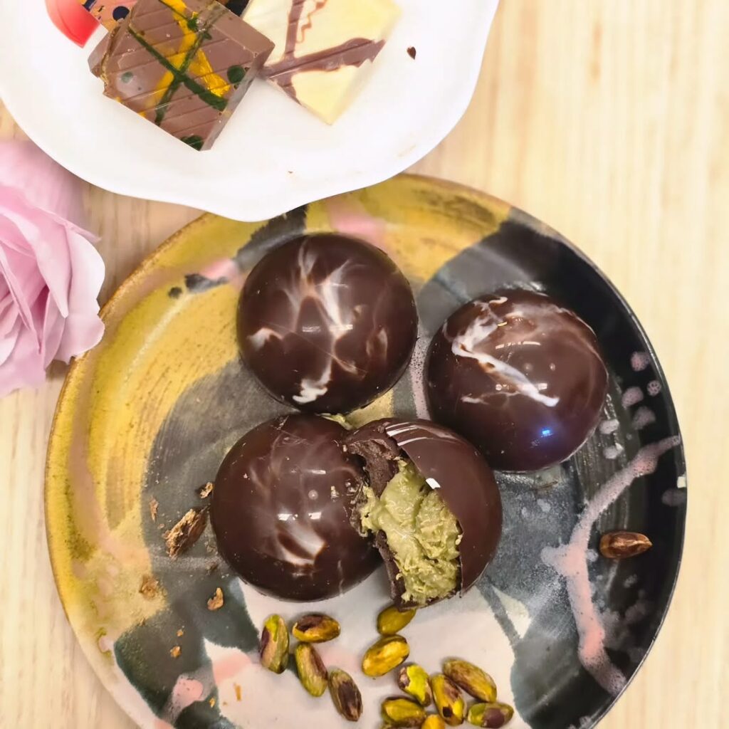 9 Best Hari Raya Goodies And Snacks For 2025 | Eatbook.sg