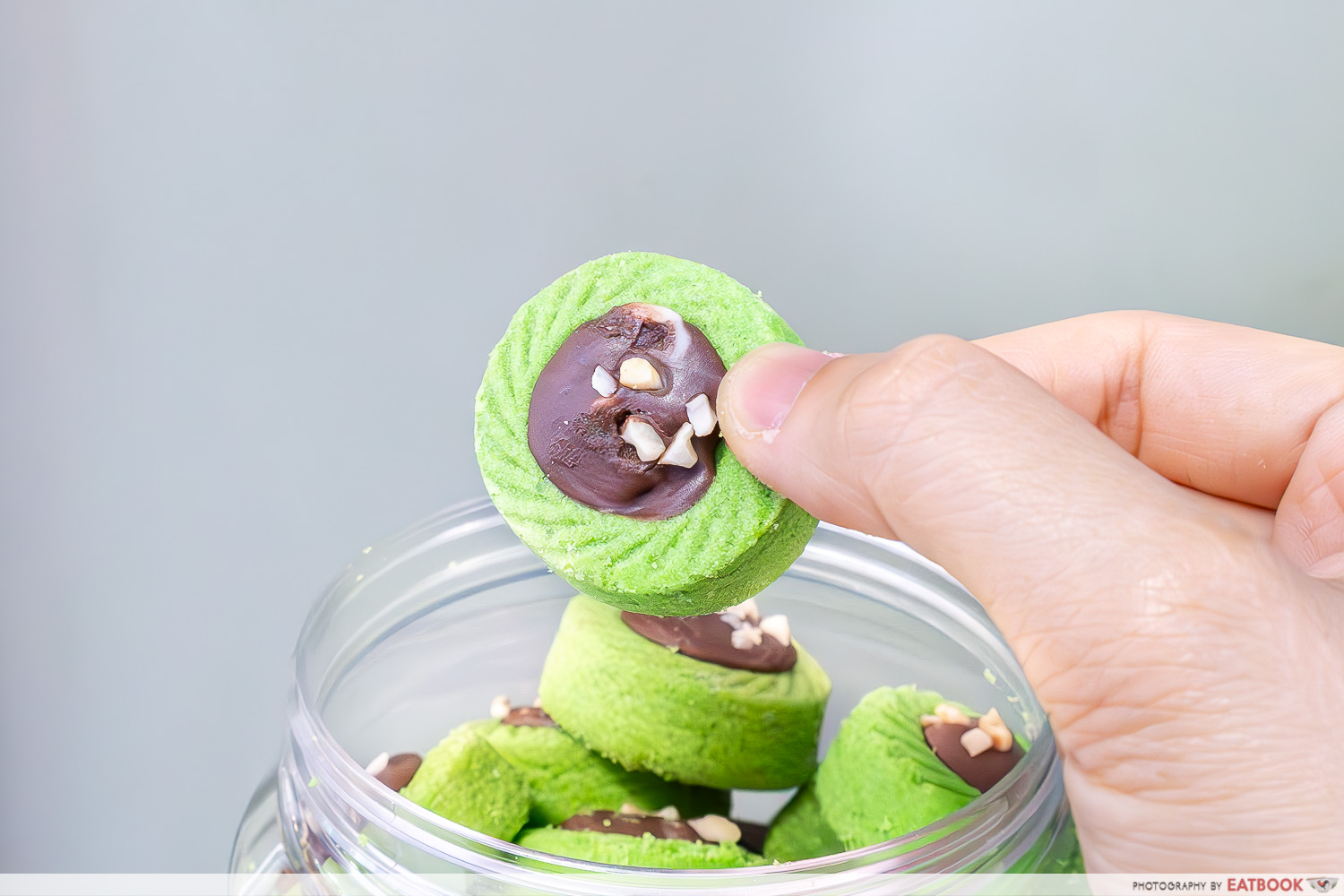 Istana Kuih: Hari Raya Goodies Bazaar At KINEX | Eatbook.sg