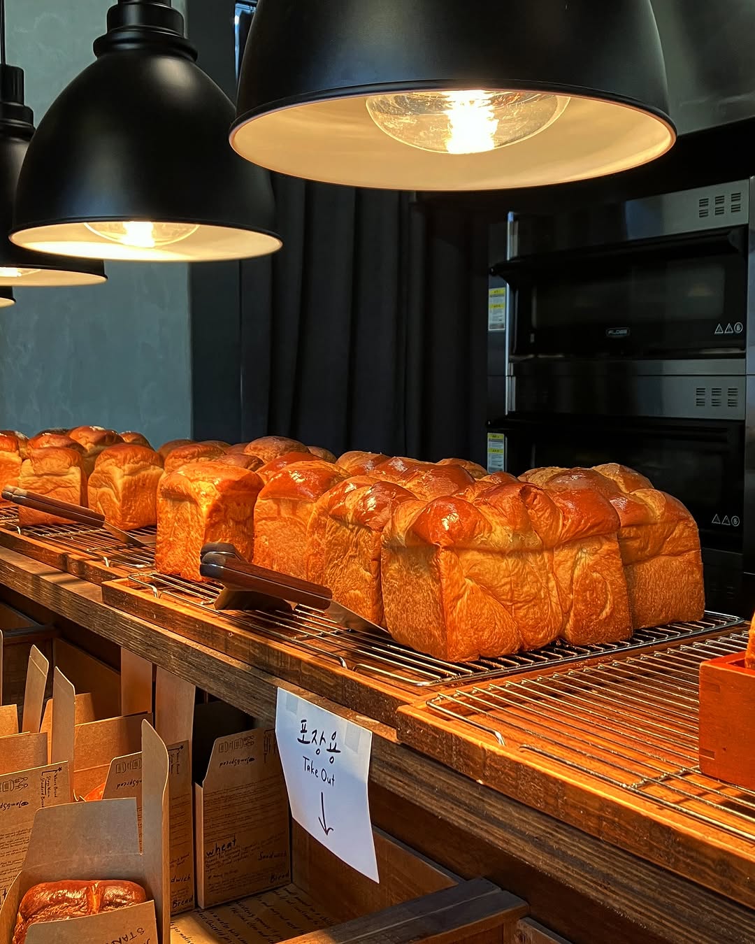Standard Bread: Famous Korean Bakery To Open In SG | Eatbook.sg