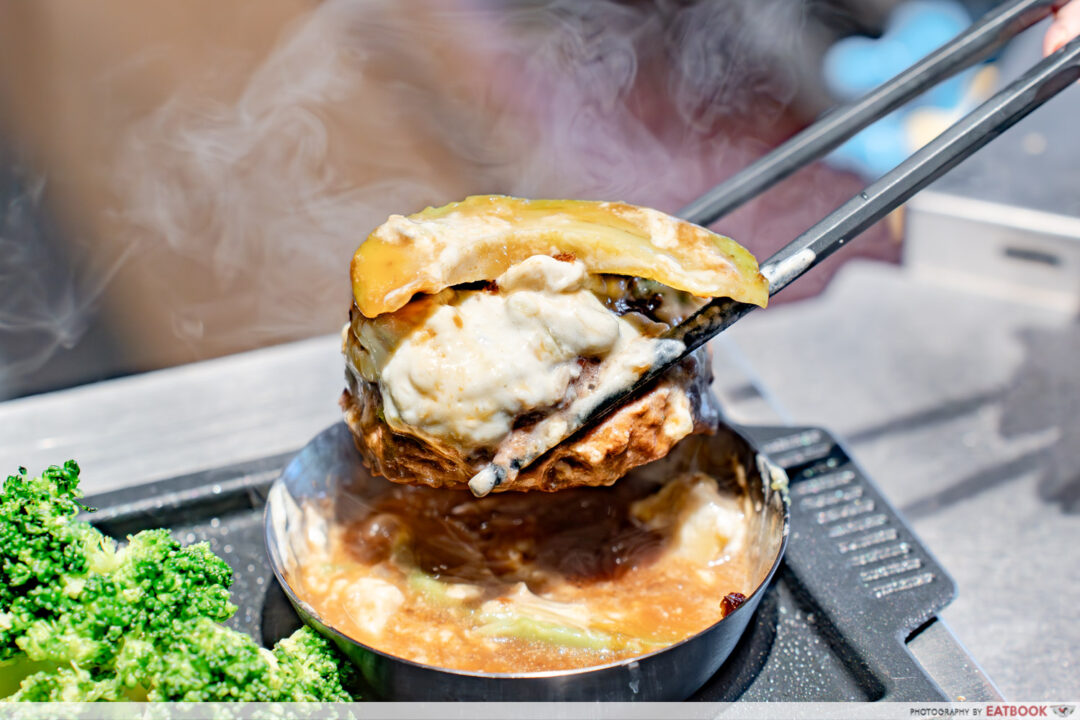 Niku Niku Oh Kome Review: Famous Wagyu Hamburg At RWS | Eatbook.sg