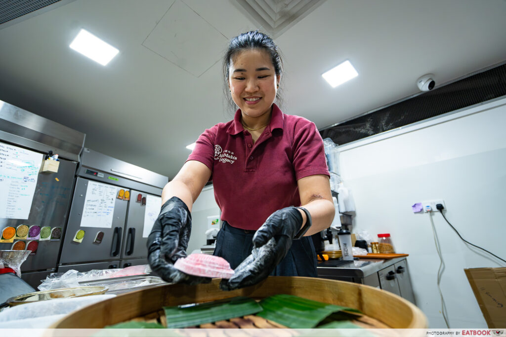 AhMah's Legacy: Handmade Teochew Kueh By Gen Z | Eatbook.sg