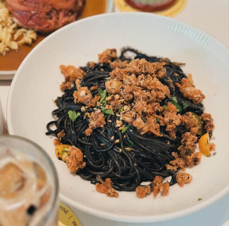 Alkove Bistro Has 1-For-1 Deals For Weekday Lunch | Eatbook.sg