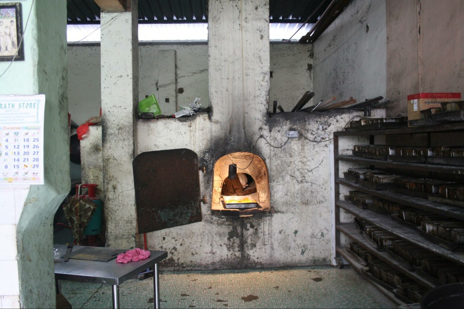 Salahuddin Bakery: Famous JB Bakery With Wood-Fired Bread | Eatbook.sg