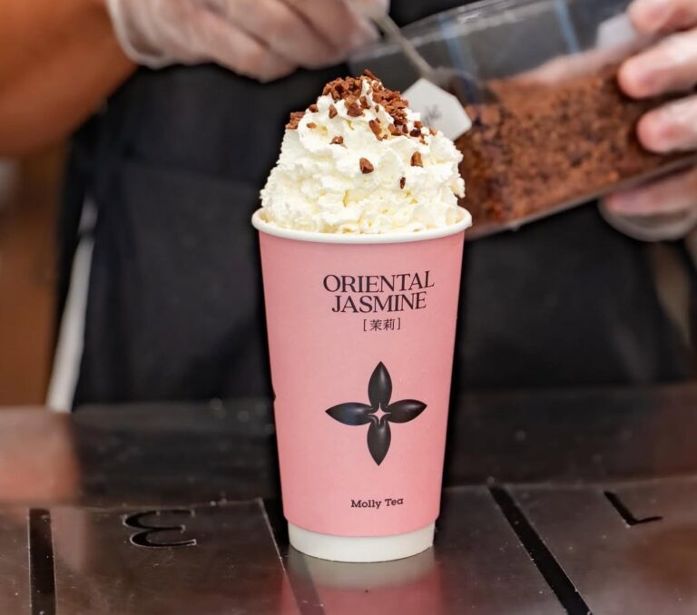 Molly Tea: China-Famous Jasmine Tea Coming To SG In 2026 | Eatbook.sg