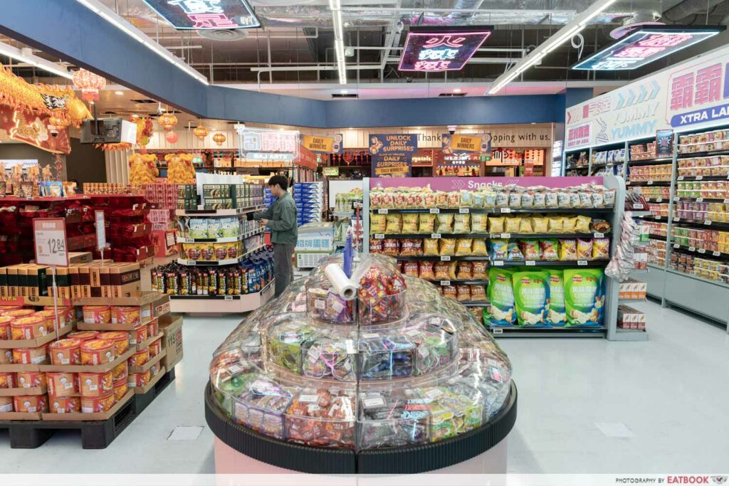24-Hour FairPrice Xtra Snack Store Opens at Jurong Point | Eatbook.sg